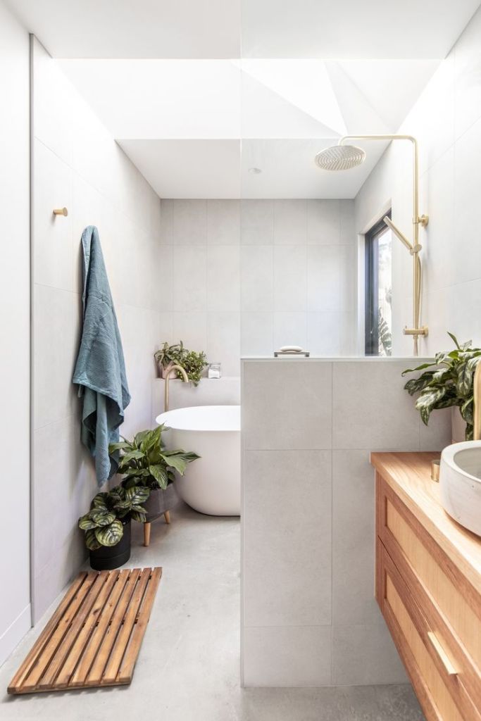 Beginners Guide To Every Bathroom Shelving Option – Jim The Bathroom Guy